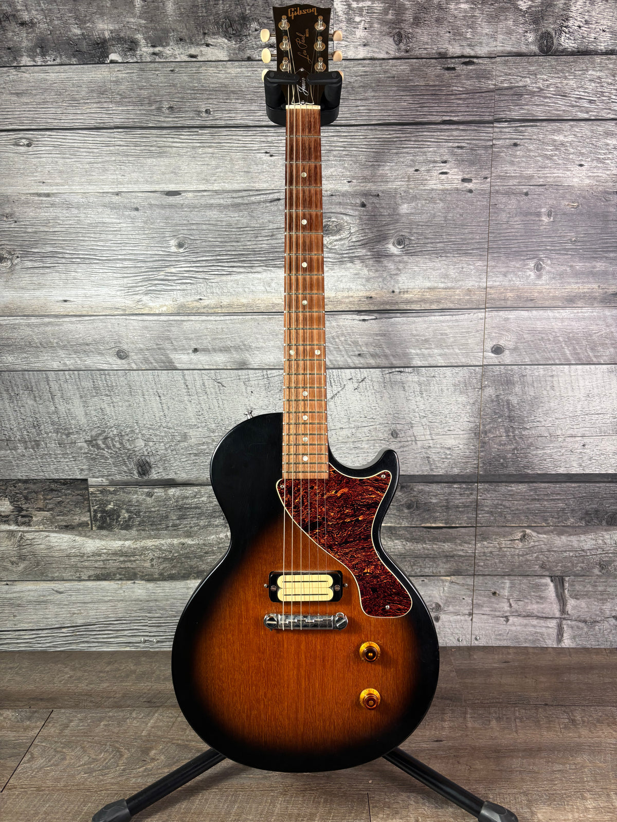 Gibson Les Paul Junior w/Gig Bag, Vintage Sunburst - Used for Sale in Canada | Zedem